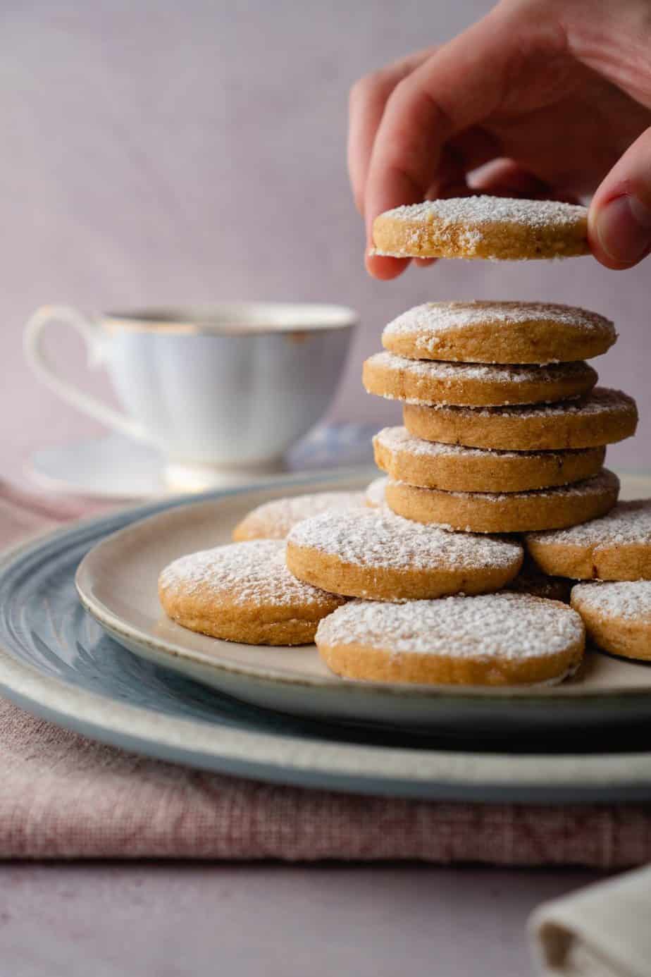 BEST Easy Shortbread Recipe - 3 ingredients